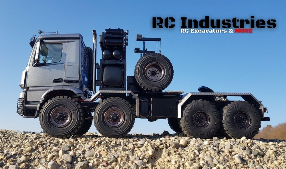 RC Truck - Mercedes-Benz 8x8 Off Road 1/14 (Neu (gemäss Beschreibung ...