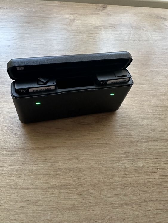 DJI Mini 2 Charging Hub + 2 Batteries - Great Condition! (Gebraucht) in ...