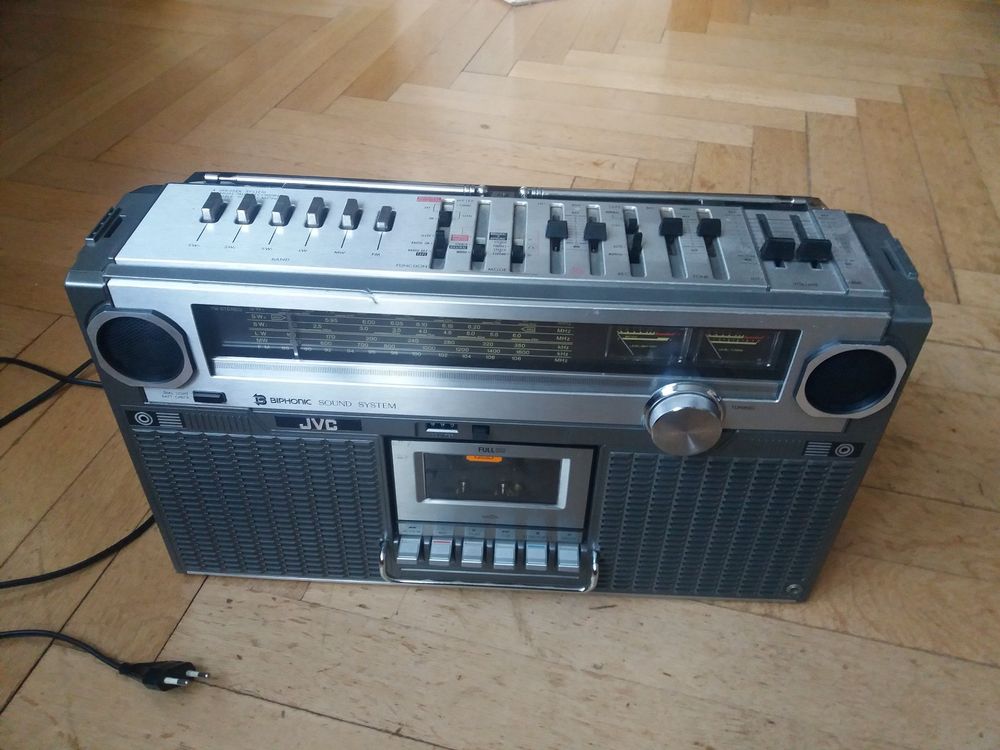 JVC Radiorecorder RC-828L Vintage Ghettoblaster (Gebraucht) in Basel ...