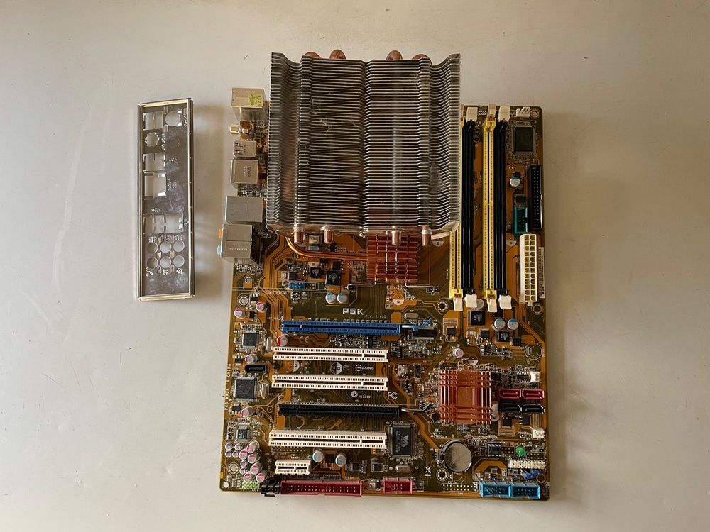 Carte mère asus p5k+ processeur Intel core 2duo e6650 2,3ghz (Gebraucht ...