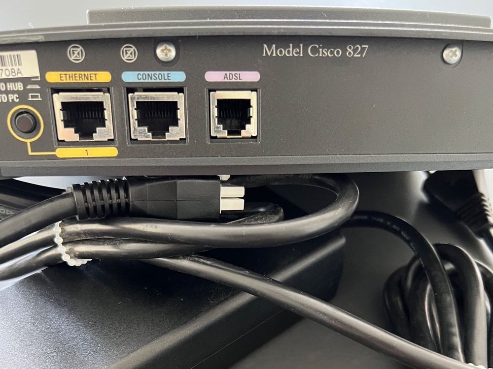 Cisco 827 mit serial und Ethernet Kabel (Gebraucht) in versoix für CHF ...