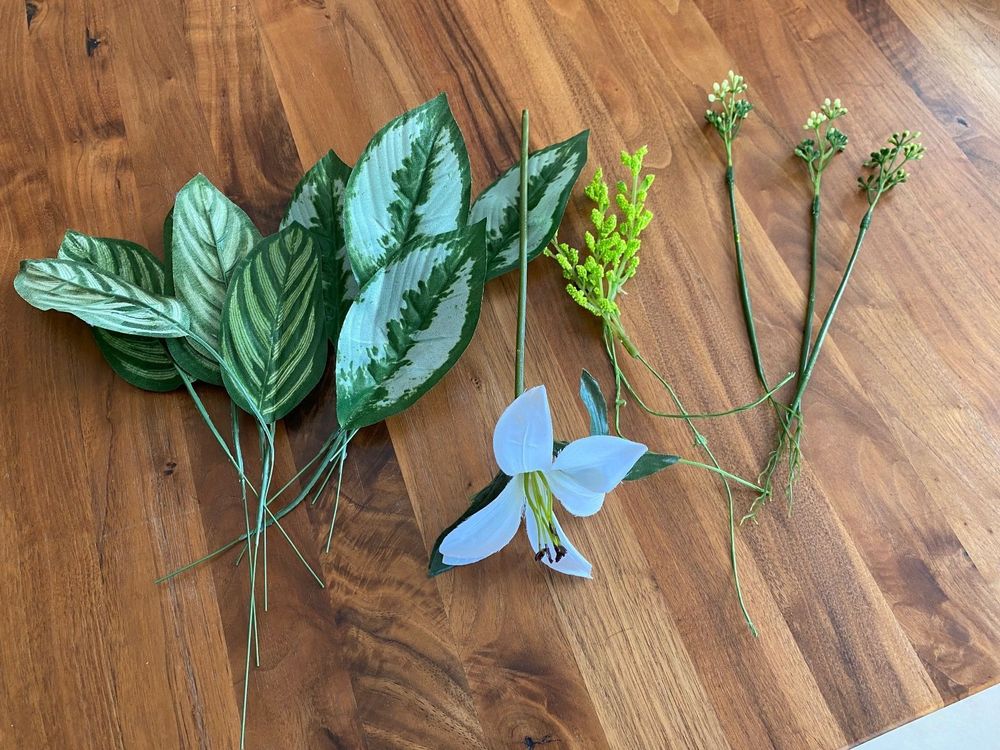 Stoffblumen und Stoffblätter neu | Kaufen auf Ricardo