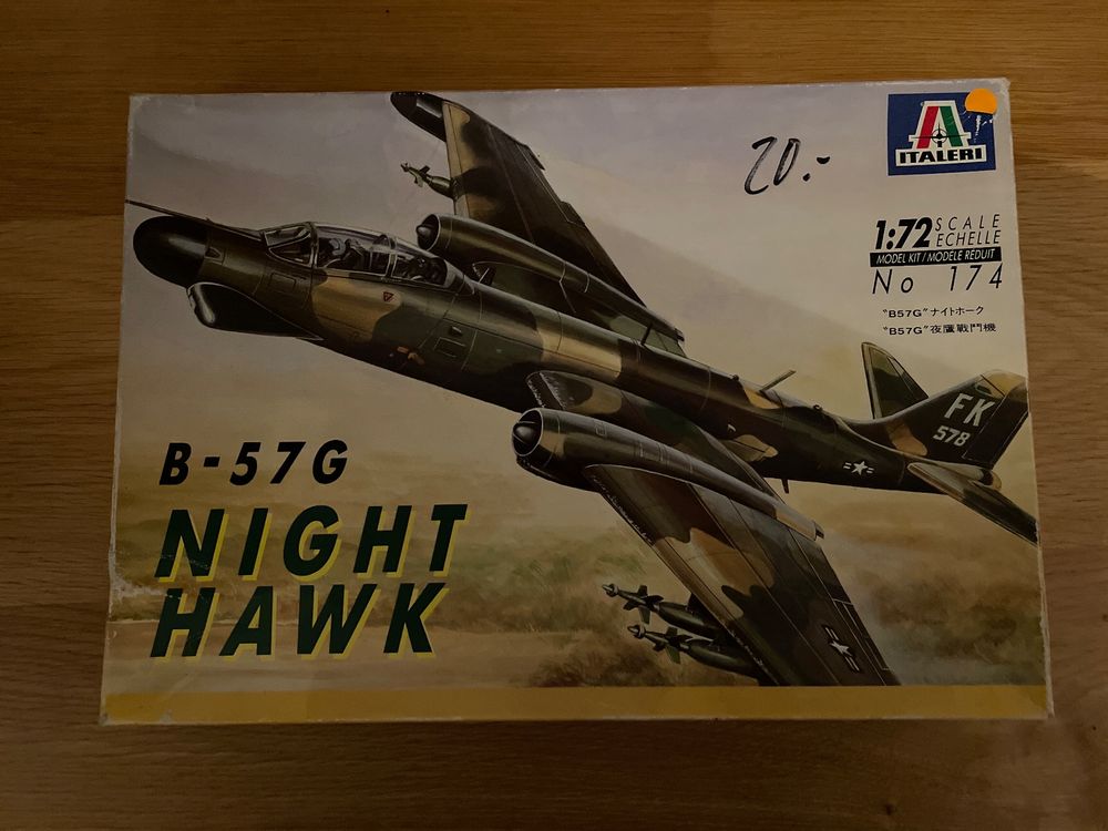 B57G night Hawk 1/72 (Gebraucht) in Villarimboud für CHF 24 – mit ...