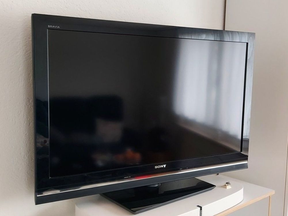 Sony LCD TV KDL-40W5500 (Gebraucht) in Adliswil für CHF 15 – nur ...