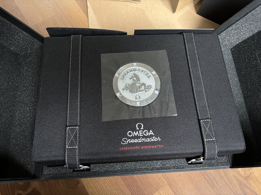 Omega Speedmaster Moonwatch Original Box | Kaufen auf Ricardo