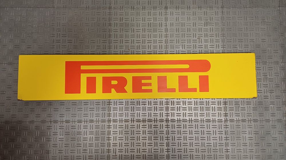 Plaque / panneau/ tôle emaillée Pirelli (Gebraucht) in Le Lignon für ...