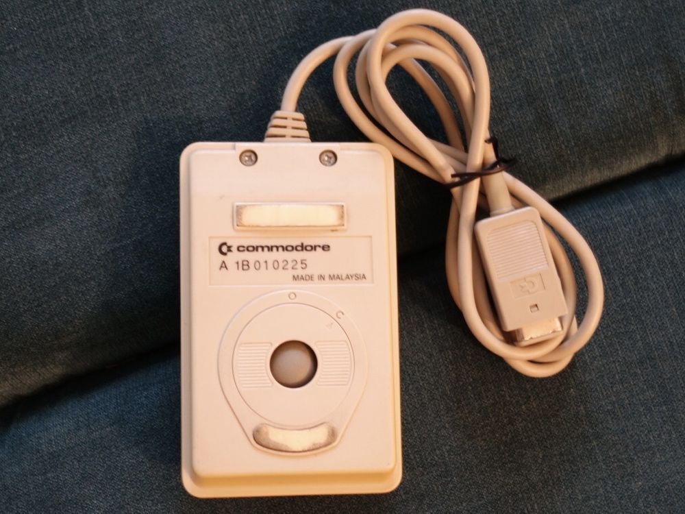 Maus für Commodore Amiga (Tank Mouse) (Defekt) in Bützberg für CHF 16 ...