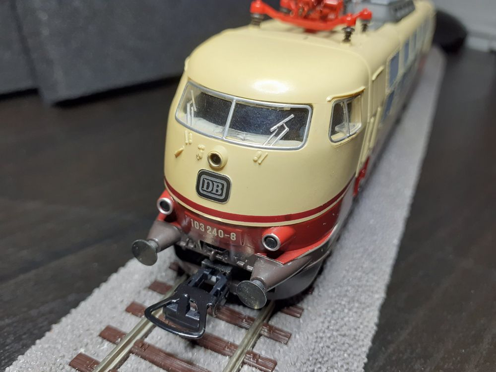 Roco TEE DB BR103 H0 DC Analog mit 5 Roco Personenwagen (Gebraucht) in ...