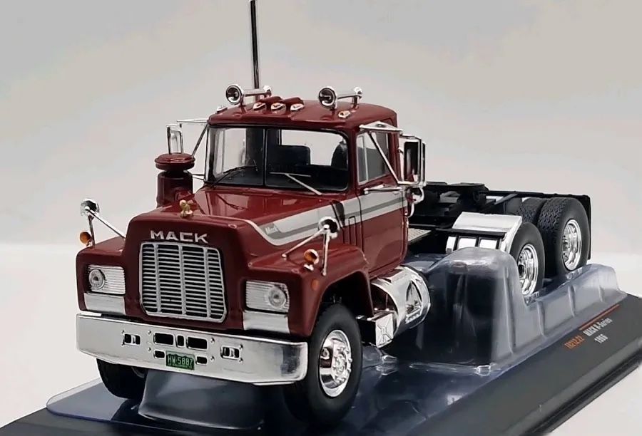 MACK R SERIES 1966 ROT/SILBER 1:43 IXO (Neu und originalverpackt) in ...