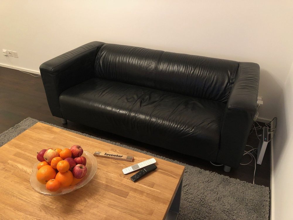 Schwarzes 2er-Ledersofa Klippan (Gebraucht) in Winterthur für CHF 100 – nur Abholung auf Ricardo ...
