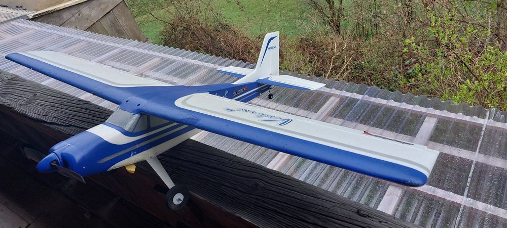 RC-MODELL VALIANT | Kaufen auf Ricardo