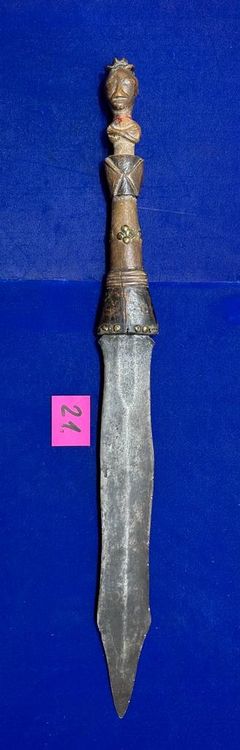 Afrikanisches sehr seltenes altes Pende Mbuum Eisenschwert | Kaufen auf ...