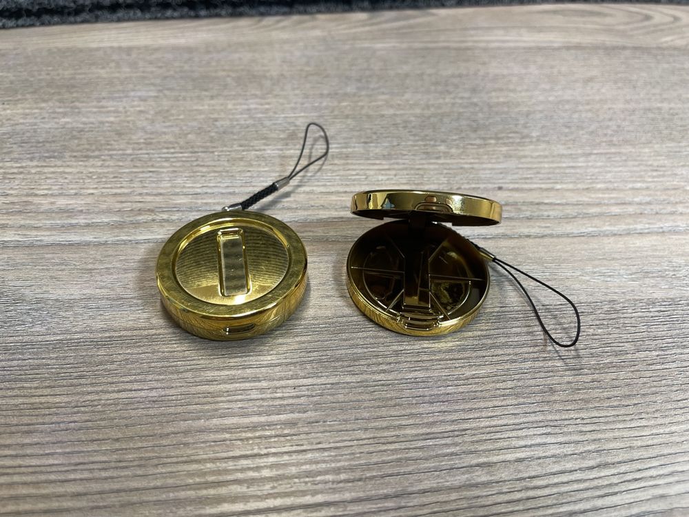 Nintendo Coin Anhänger Box (Gebraucht) in Aesch BL für CHF 15 – mit ...