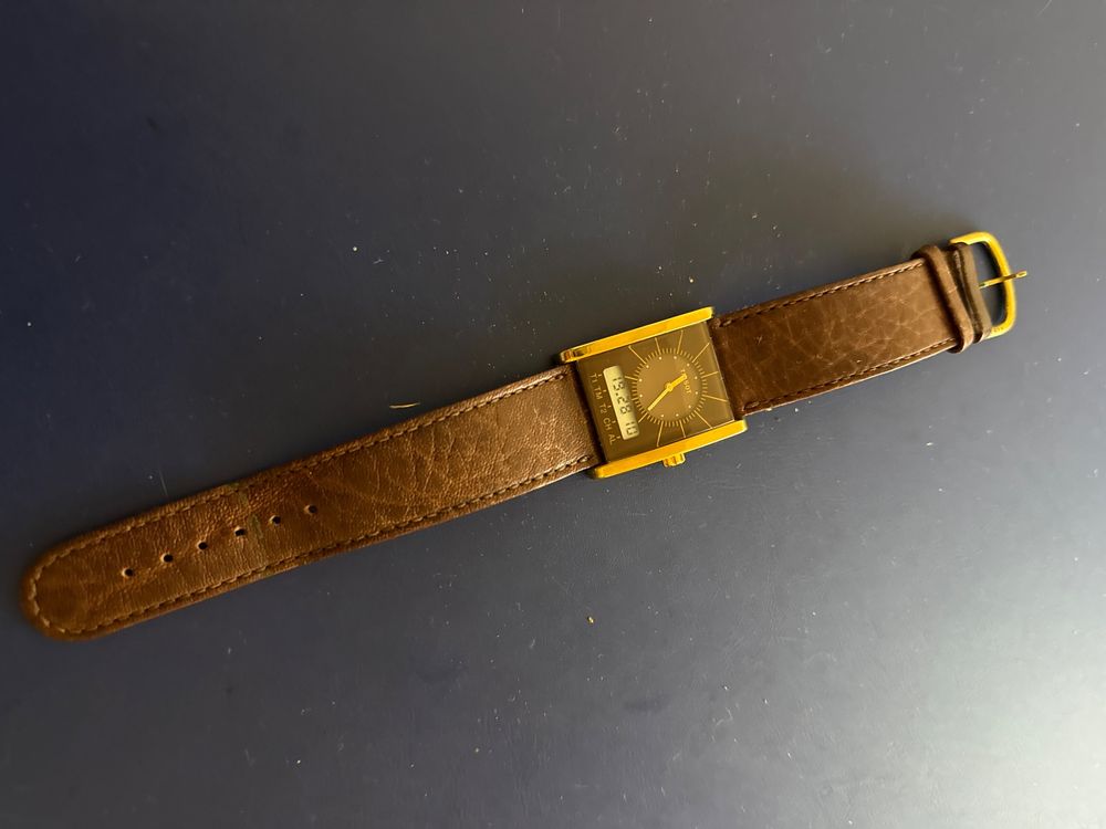 Tissot Two Timer 27.5 mm (Gebraucht) in Pfeffingen für CHF 5 – mit ...