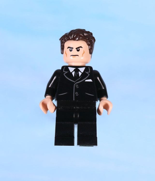 Lego® Minifigure Jurassic World Eli Mills (Gebraucht) in Hettlingen für ...