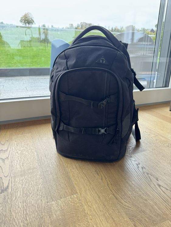 Satch Schulrucksack schwarz (Gebraucht) in Richterswil für CHF 30 – mit ...