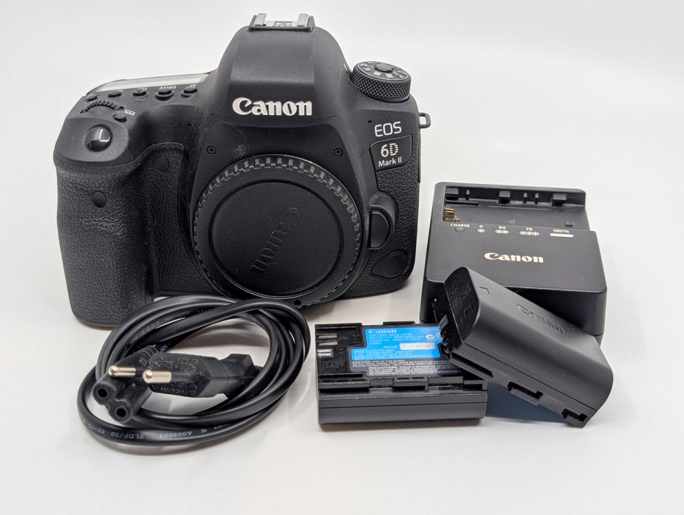 Canon EOS 6D Mark II - Inkl. Zubehör! (Gebraucht) in Zürich für CHF 450 ...