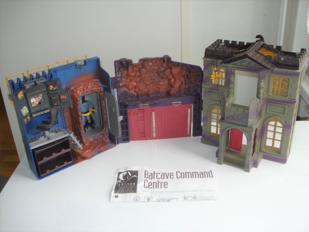 Batman Batcave Command Centre 1994 (Gebraucht) in Urdorf für CHF 77 ...