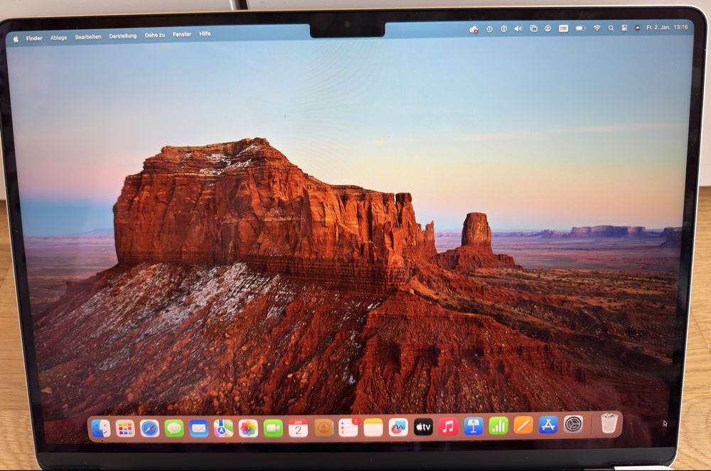 APPLE MacBook Air 2024 (15.3", M3 Chip) - wie neu (Neu (gemäss ...