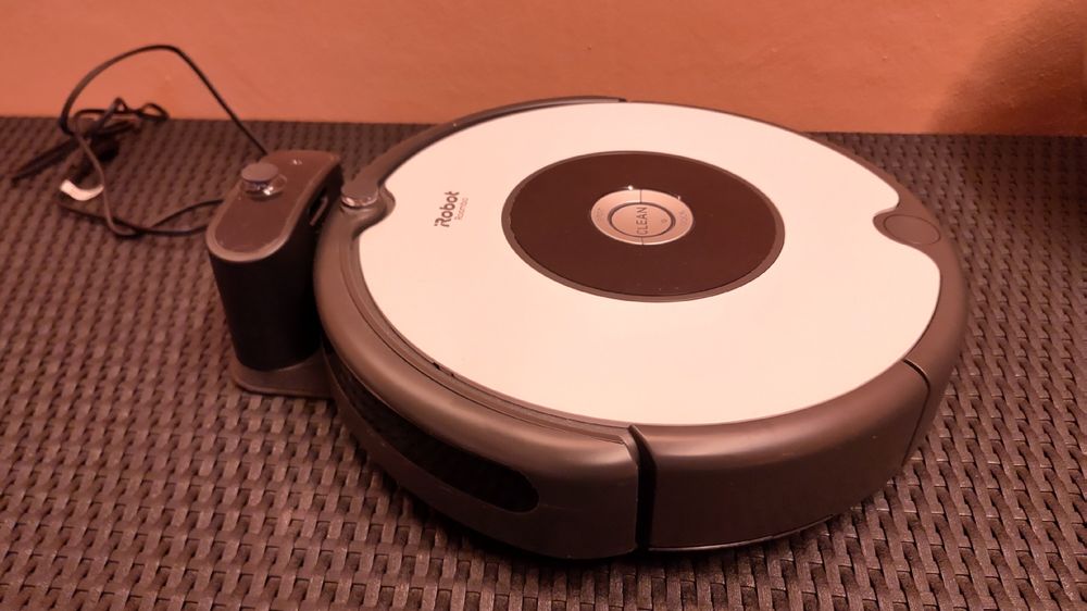 iRobot Roomba Modell 17070 Staubsauger Roboter Occasion | Kaufen auf ...