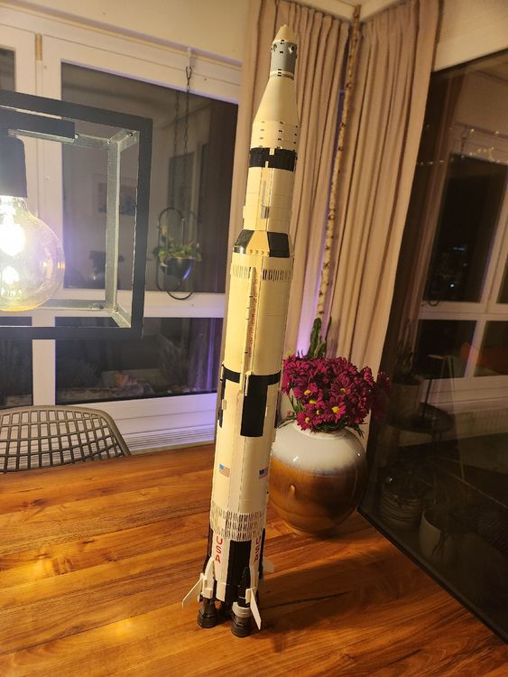 LEGO Saturn V Rakete - Ein Weltraum-Abenteuer für Dich! (Gebraucht) in ...