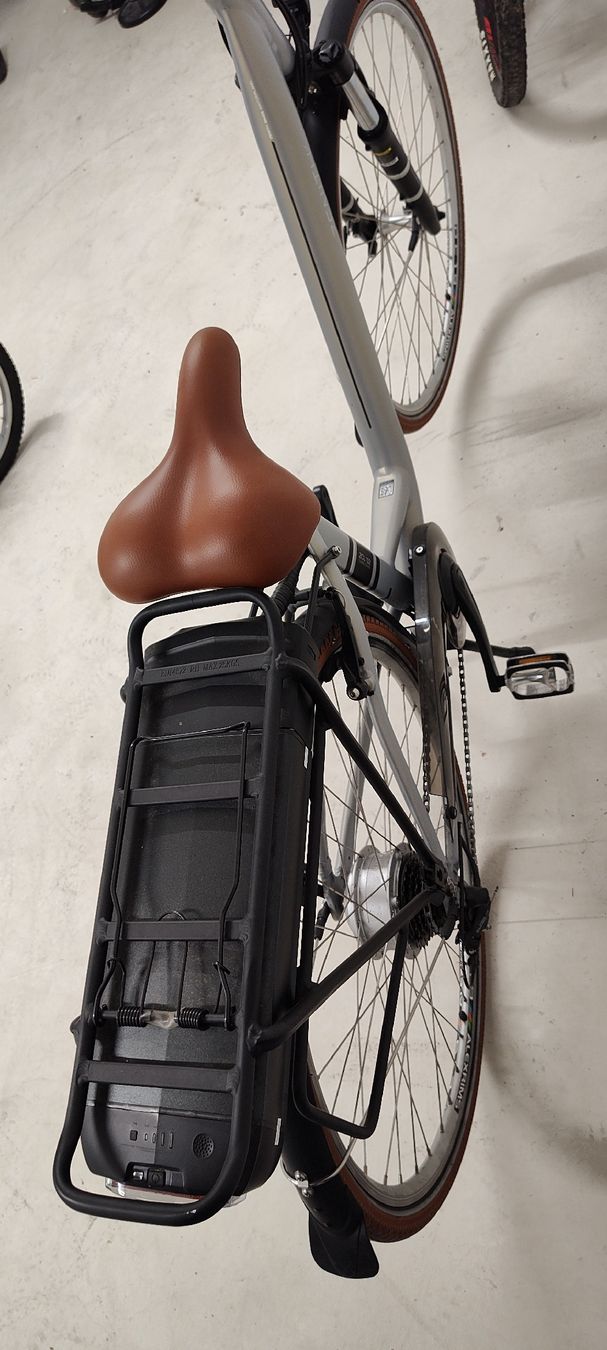 ZENITH Classic Cruise ZCL°02 28″ E-Bike – wie neu