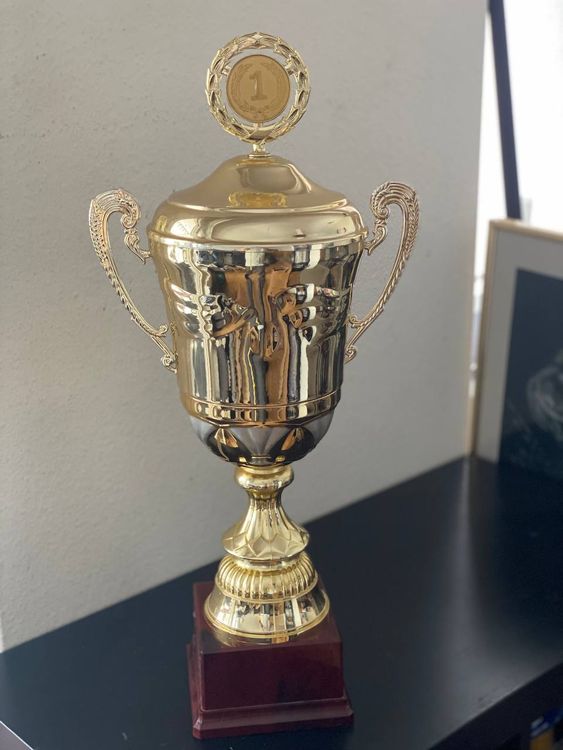 🏆 Goldener Pokal – gross, glänzend & voller Ausstrahlung 🏆 (Gebraucht ...