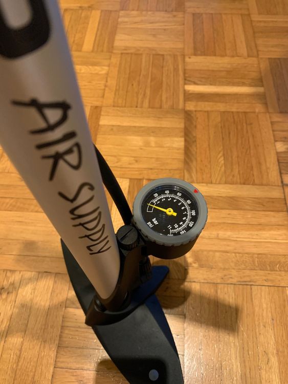 Fahrradpumpe GIYO Air Supply (Gebraucht) in für CHF 25 – mit Lieferung ...
