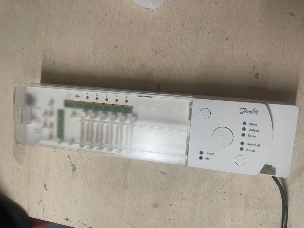 Danfoss Hauptregler CF-MC bis 5 Raumthermostate 230 V (Gebraucht) in Luzern für CHF 100 – mit ...