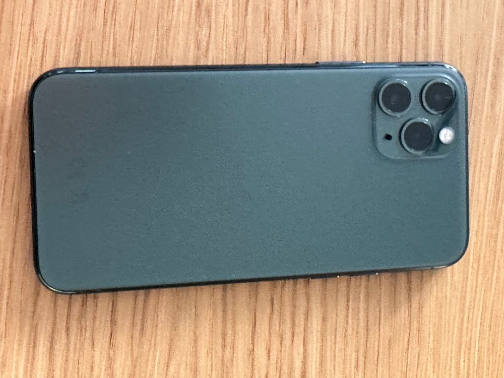 iPhone 11 pro 64 GB Midnight Green | Kaufen auf Ricardo