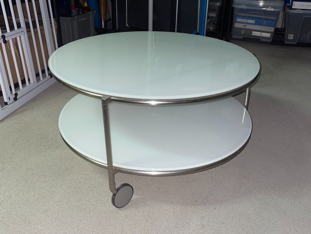 Salontisch Glas mit Edelstahl (Gebraucht) in Nürensdorf für CHF 40 – nur Abholung auf Ricardo kaufen