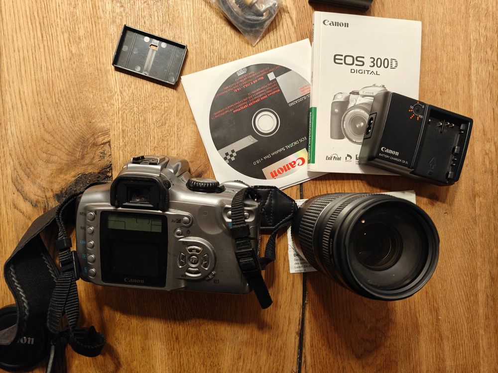 Canon EOS 300D Digital + Canon EF 75–300mm Zoomobjektiv (Gebraucht) in ...