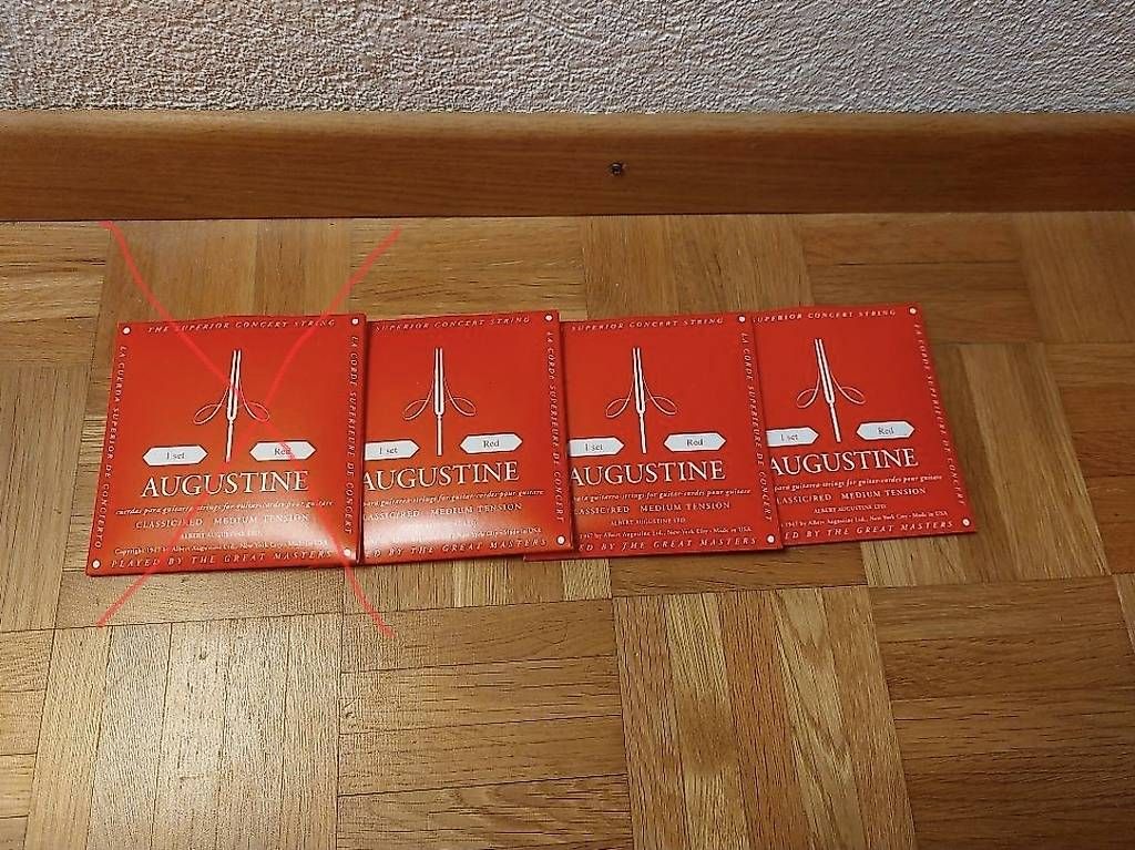 3 Pack neue Gitarrensaiten, Augustine Preis pro Packung (Gebraucht) in Wetzikon ZH für CHF 10 ...
