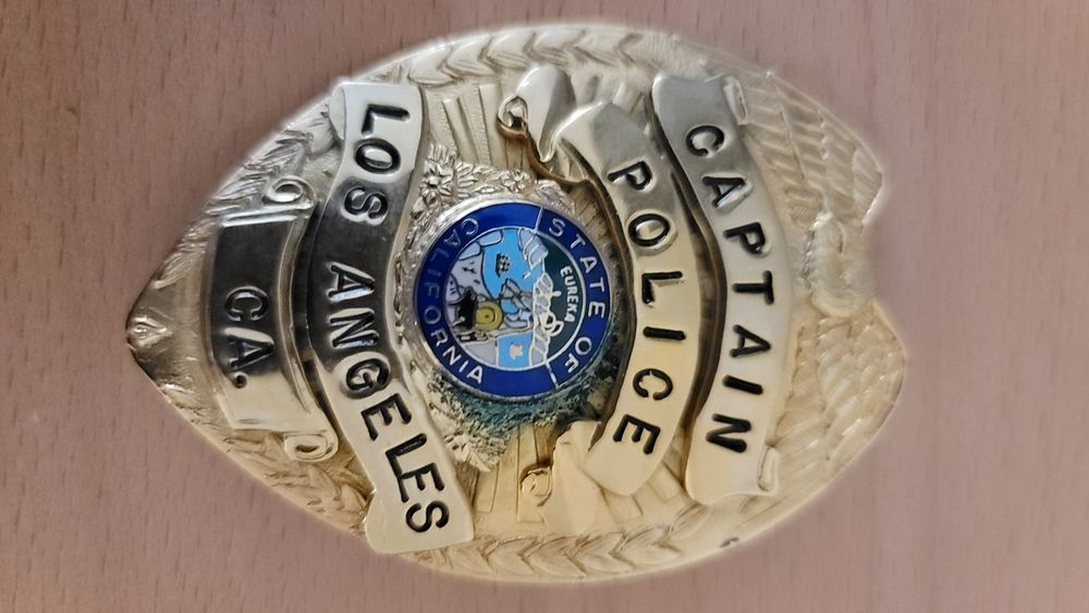 INSIGNA - INSIGNE POLIZEI HPTM CAPITAINE POLICE LOS ANGELES | Kaufen auf Ricardo