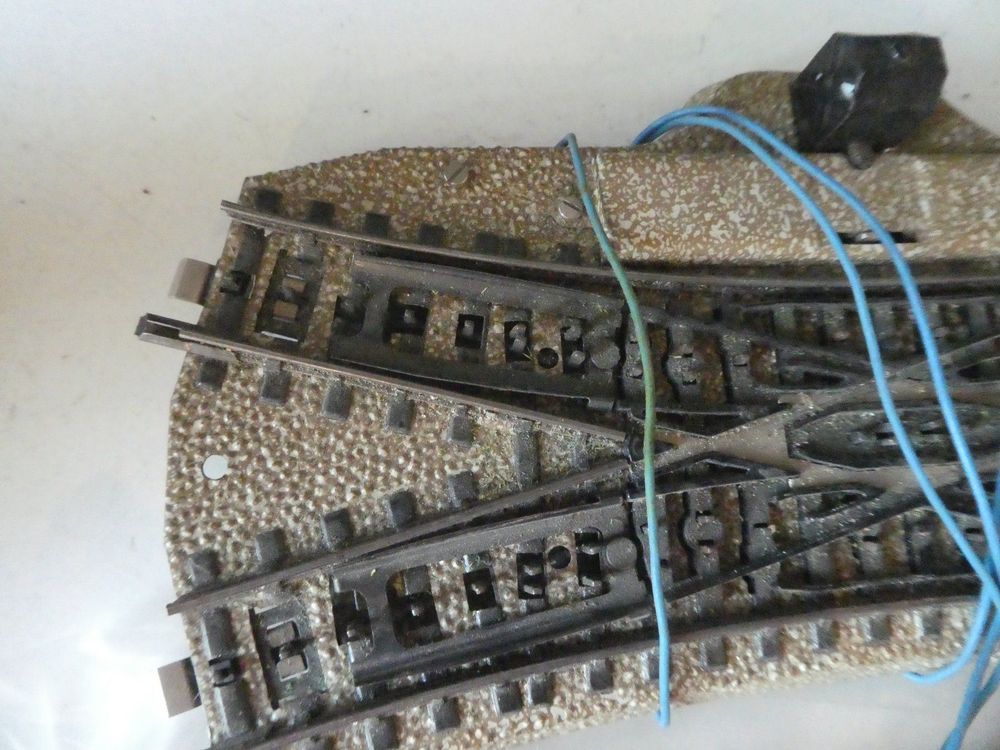 Märklin 5128 2 el. Kreuzweichen H0 WS (Gebraucht) in Winterthur für CHF ...