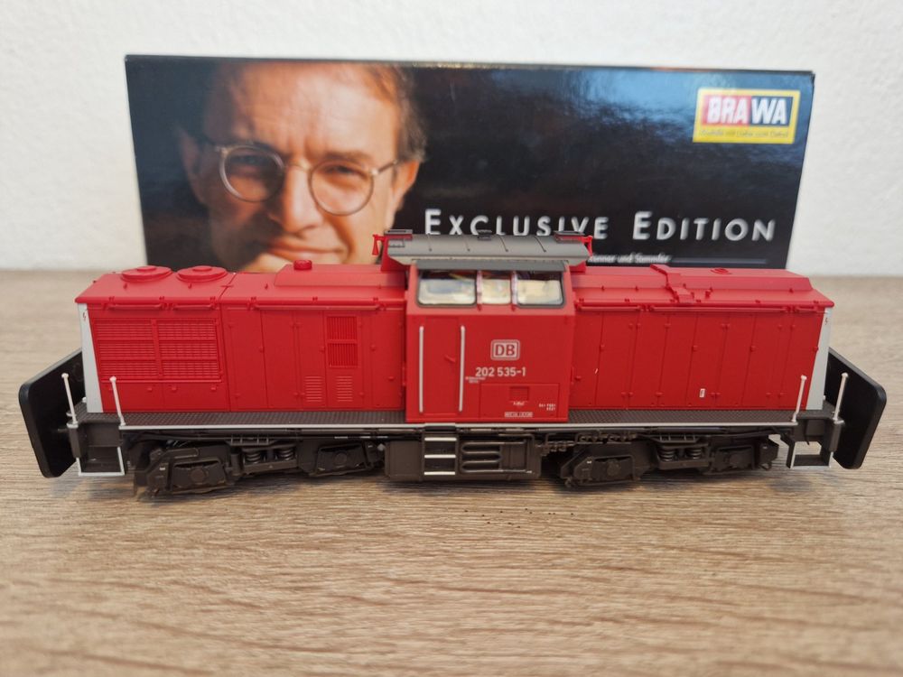 Brawa 0457 Diesellok V100 DB Digital H0 (Neu und originalverpackt) in St-Aubin-Sauges für CHF ...