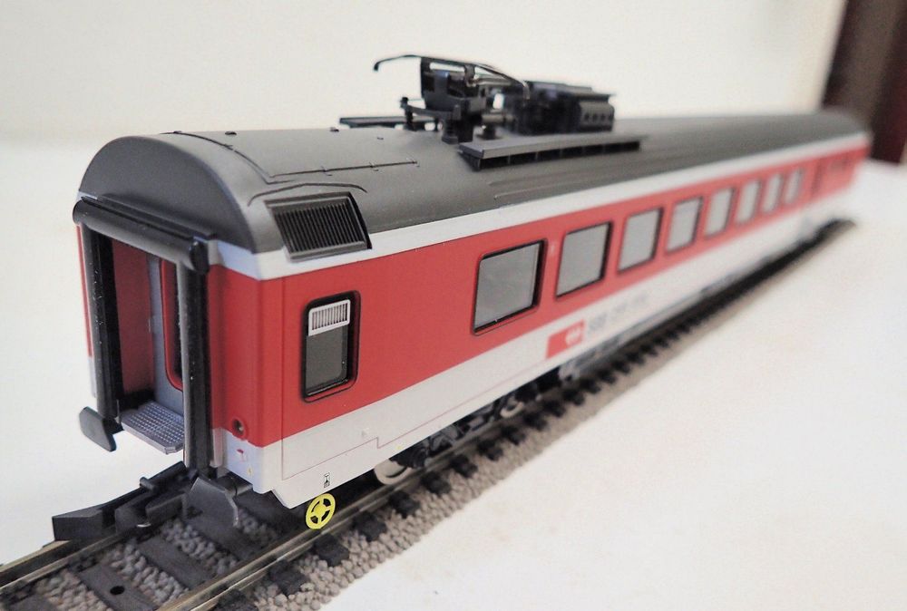 Roco H0: SBB EW IV WR-Restaurant 44885 (Neu und originalverpackt) in Lausanne für CHF 35 – mit ...