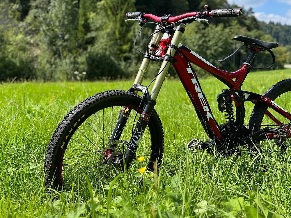 Trek session 8.8 mit 3000 Watt Motor Rahmengrösse M (Gebraucht) in Wila ...