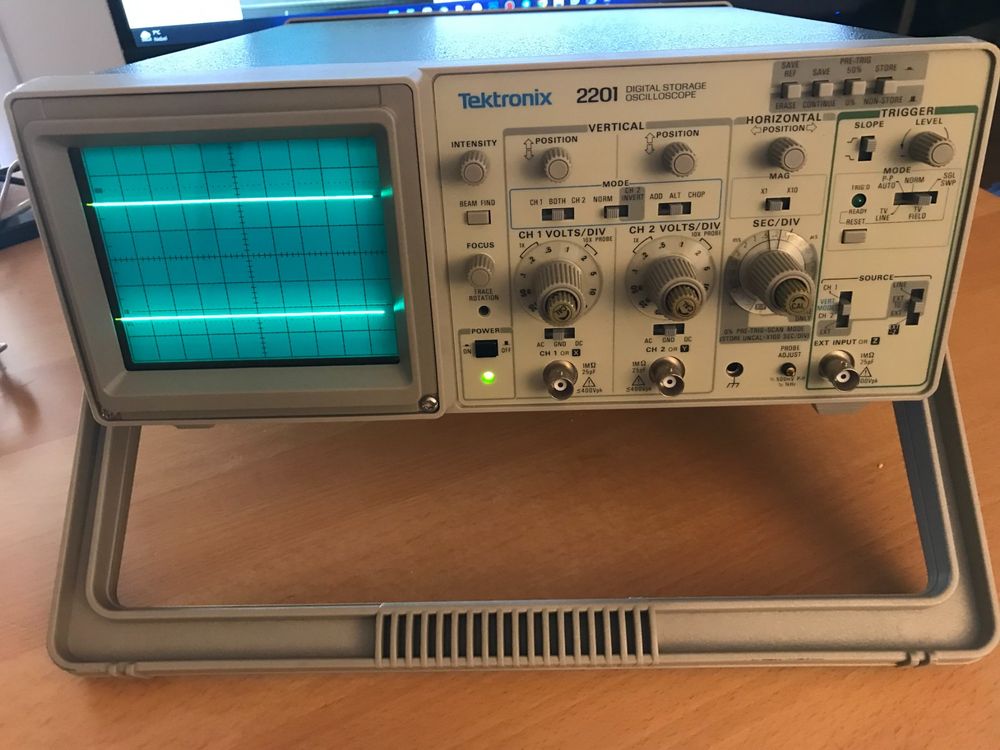 Tektronix 2201 Digitales Speicher-Oszilloskop (Gebraucht) in für CHF ...