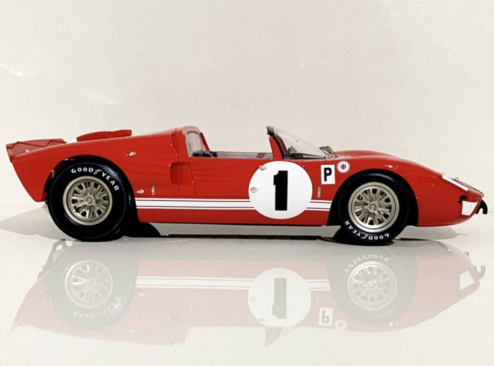 Ford GT40 X1 MKII Winner Sebring 66 Miles/Ruby 1:18 Spark | Kaufen auf ...