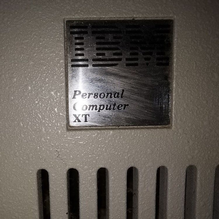 IBM Personal Computer XT (Gebraucht) in Glattpark für CHF 422 – nur ...