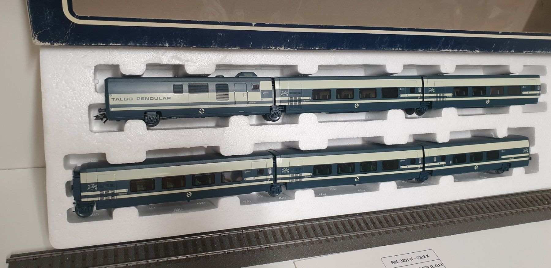 Electrotren RENFE Talgo Personenwagen-Set H0 3202 AC (Gebraucht) in ...