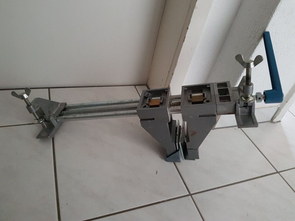 Schraubstock INTREX SWISS MADE (Gebraucht) in Wallisellen für CHF 115 ...