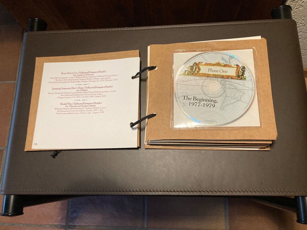 Concise Pink Pig Atlas: The Whole Cure In The Mirror 14 CD's (D ...