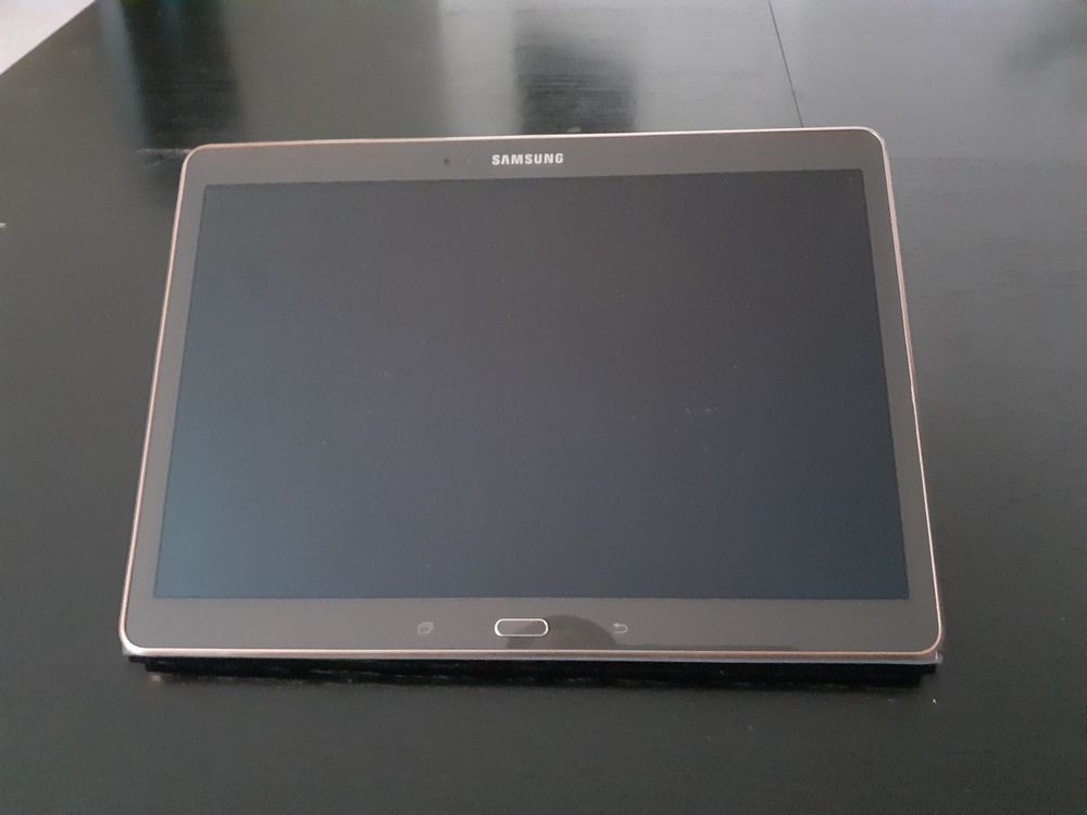Samsung SM-T800 (Defekt) in Cham für CHF 23 – mit Lieferung auf Ricardo ...
