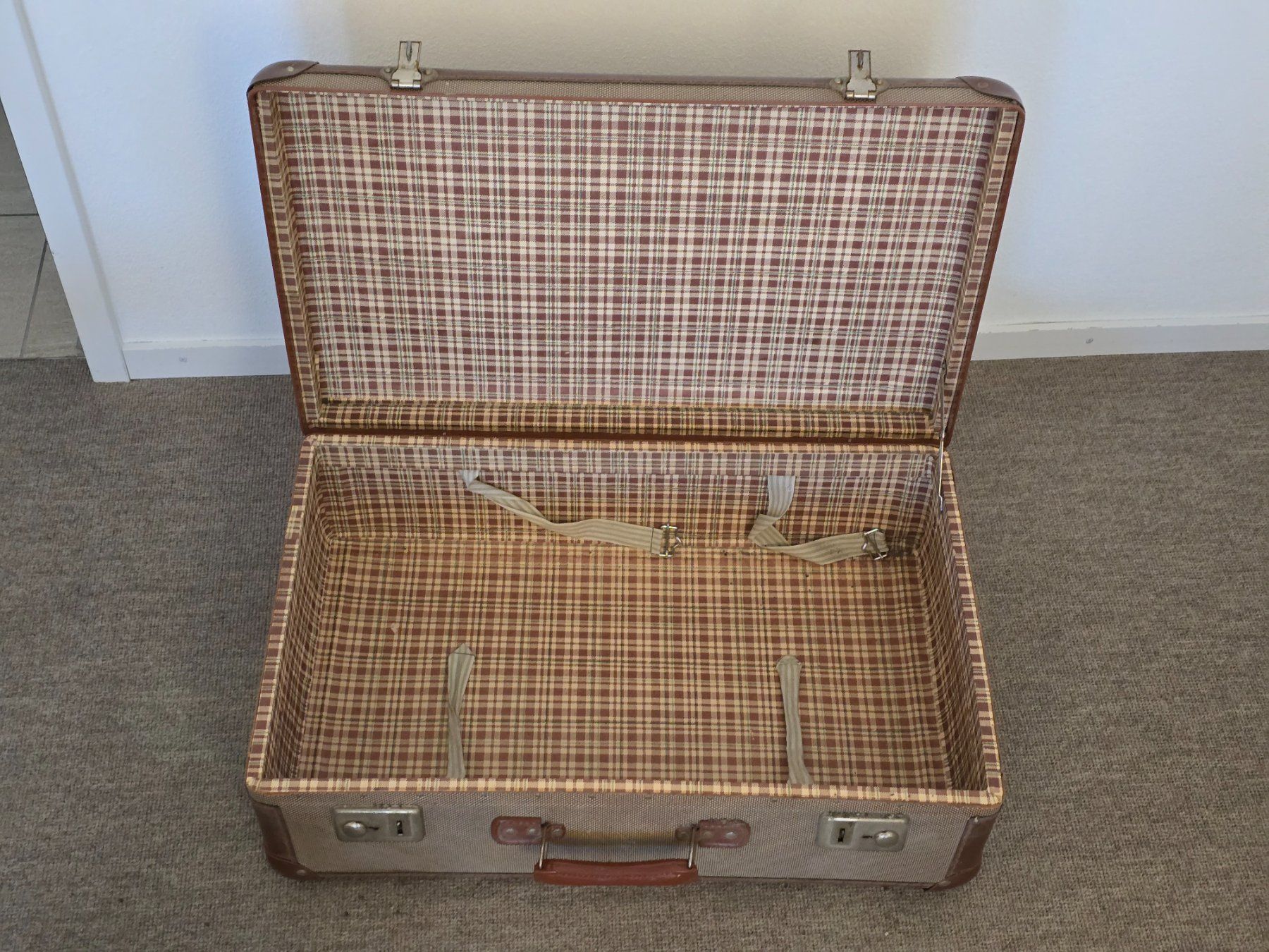 Vintage Koffer - Retro Reisegepäck mit Stil, Top Zustand! (Gebraucht ...