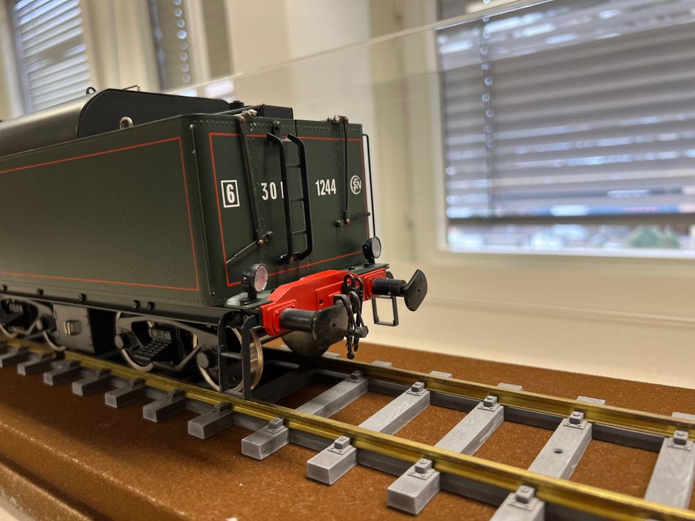 Spur 1 Aster Fulgurex SNCF Mikado 141-R (Gebraucht) in Basel für CHF 3290 – nur Abholung auf ...