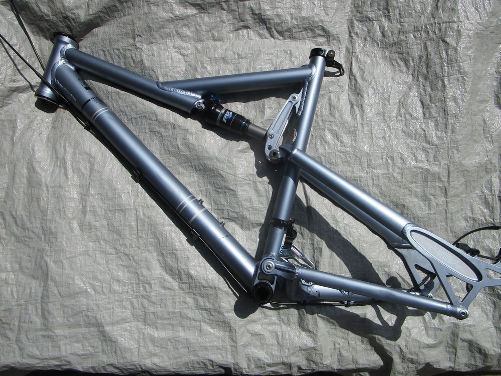 OPIUM MTB Fully Alu Rahmen Dämpfer 26" (Gebraucht) in Ottikon für CHF 165 – mit Lieferung auf ...