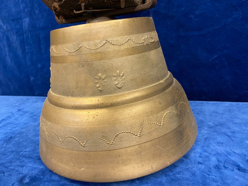 Antike wunderschöner Grosser Schweizer Glocke mit Lederband (Gebraucht ...