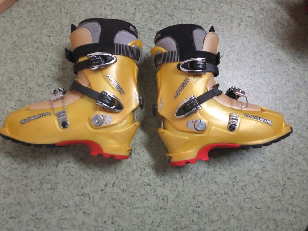 Scarpa Touren Skischuhe Mondo 27cm oder US Men 9,5 ( ca 42) (Gebraucht ...